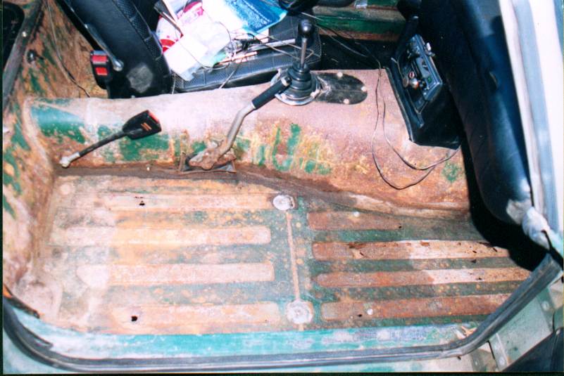 1969 MGB -- MGCarz.com